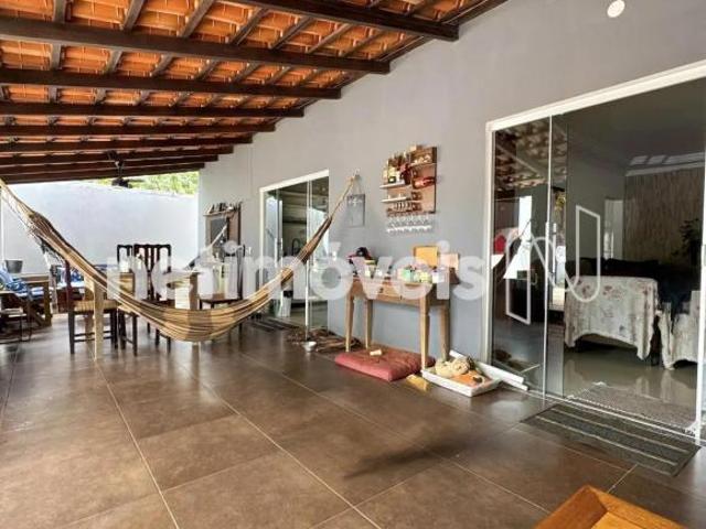 CASA EM CONDOMINIO | 3 QUARTOS | 1 SUITE | ACEITA PERMUTA