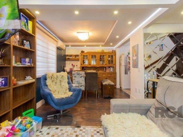 Casa em condomínio, 3 quartos, 1 suite, lareira, churrasqueira, 1 vaga Bairro Tristeza