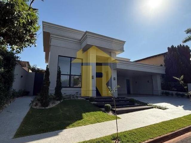 Casa em Condomínio: 3 quartos, 3 suítes, 3 salas, 5 banheiros, 4 vagas em São José do Rio Preto SP