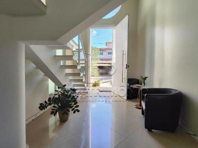 CASA EM CONDOMINIO 3 SUITES 1 SUITE COM CLOSET E HIDROMASSAGEM NO RESIDENCIAL MIRANTE IPANEMA