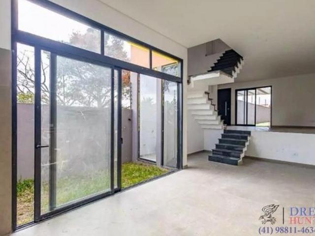 Casa em Condomínio, 3 Suítes, 2 Vagas, no bairro Pilarzinho