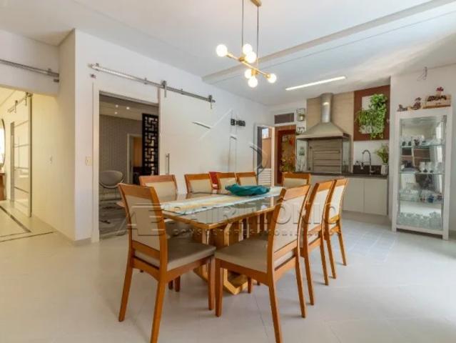 Casa em Condomínio 3 Suítes Campolim 368m²