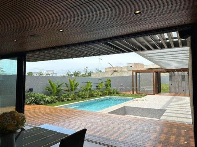 CASA EM CONDOMINIO 3 SUITES RESIDENCIAL FAZENDA JEQUITIBA