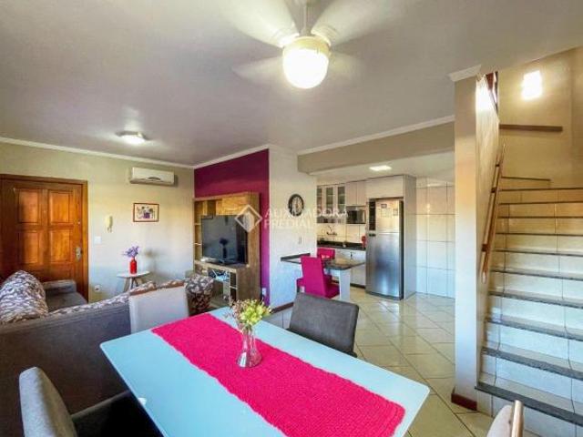 Casa em condominio 3d com sótão