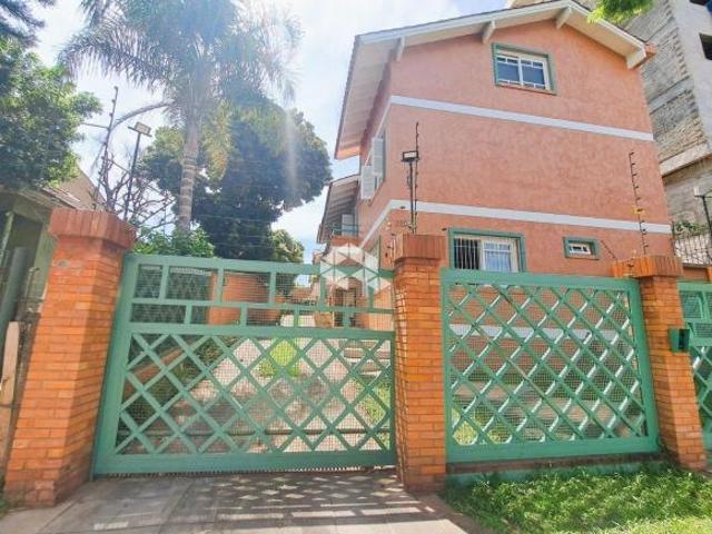 Casa em Condomínio 3D no Bairro Cristal em Porto Alegre