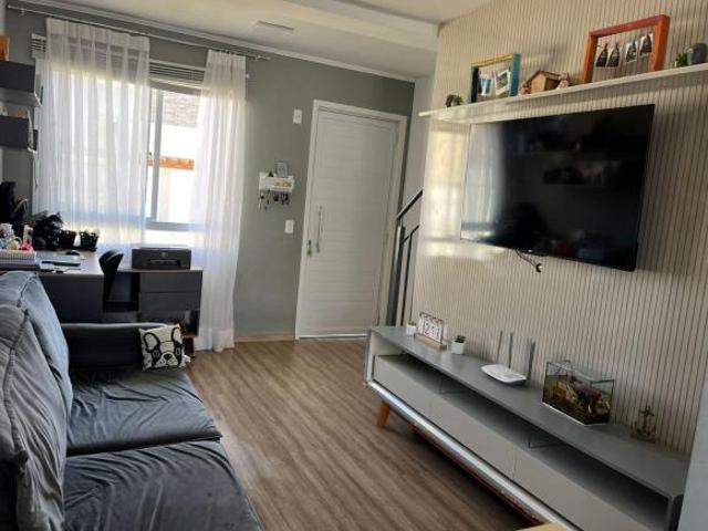 Casa em Condomínio 02 dormitórios Zona Sul