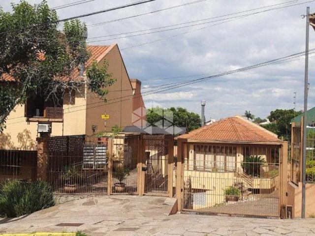 Casa em condomínio, 03 dormitórios, 01 suíte, 02 vagas, bairro Espirito Santo