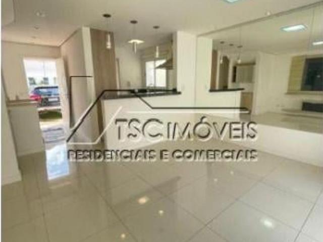 Casa em Condominio 03 dormitorios 02 vagas 110m2 na Granja Viana