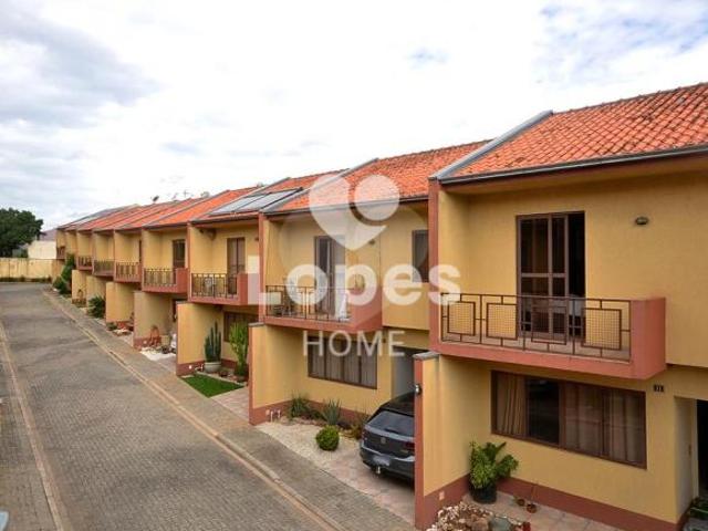 Casa em condomínio 03 dormitórios 041 99710 46 52