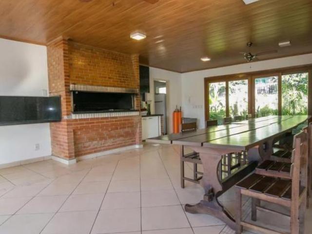 Casa em Condomínio, 03 dormitórios 04 Vagas, 229m² na Tristeza, Porto Alegre, RS!