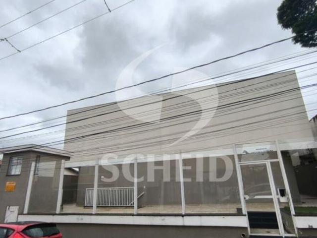 Casa em condomínio, 03 dorms sendo 1 suíte, 3 vgs, churrasqueira,depósito