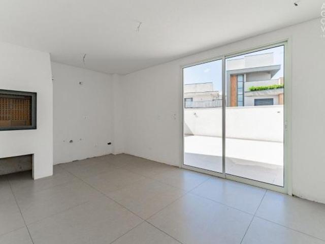 Casa em Condomínio, 03 Suítes, 02 Vagas, Terraço, Bairro Alto, Curitiba