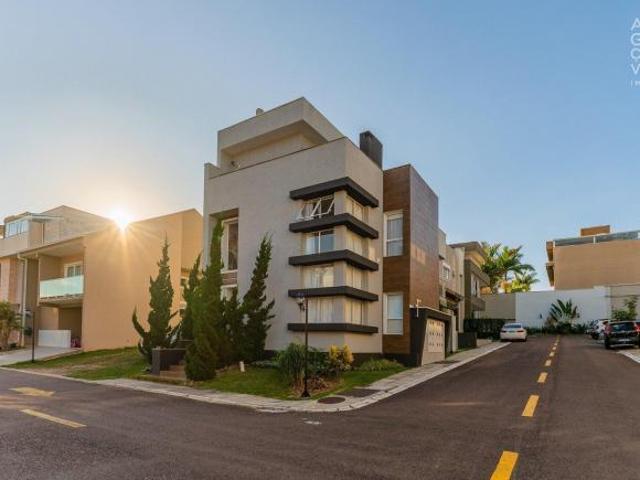 Casa em Condominio no Zandoná, 03 Quartos, 04 Vagas, Face Norte, Uberaba, Curitiba