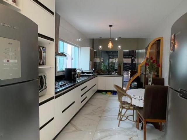 CASA EM CONDOMINIO 03 QUARTOS