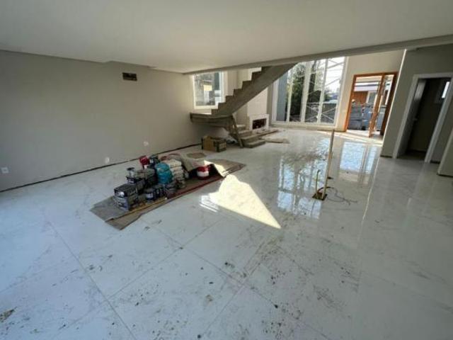 CASA EM CONDOMINIO 04 DORMITÓRIOS Bairro