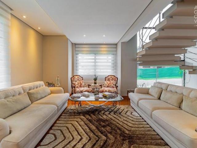 Casa em Condominio, 04 Suites, 05 Vagas, Elevador Privativo, Uberaba, Curitiba
