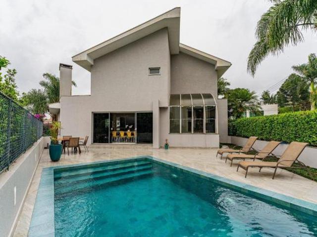 Casa em Condomínio, 04 Quartos, 07 Vagas, Piscina aquecida, Campo Comprido, Curitiba