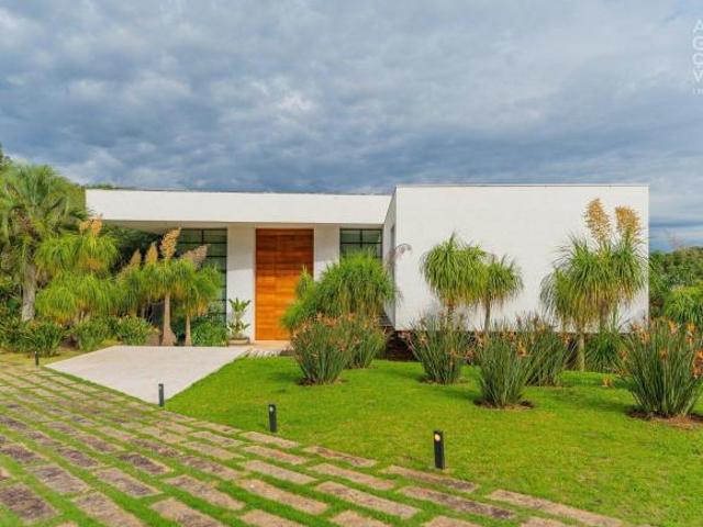 Casa em Condomínio, 05 Suítes, 11 Vagas, Piscina Aquecida, Ferraria, Campo Largo