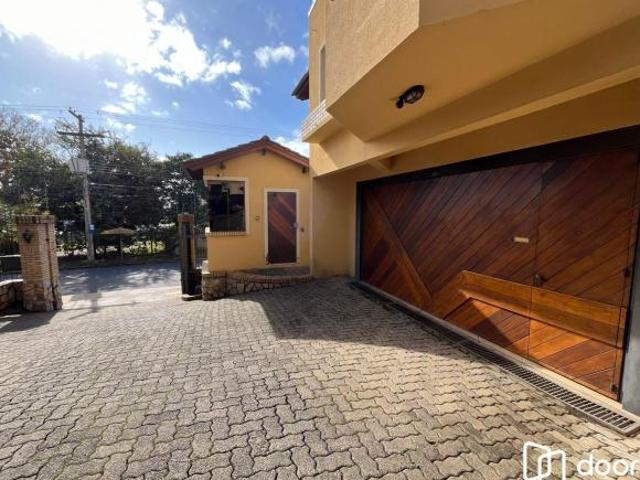 casa em condominio