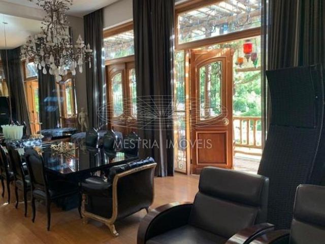 Casa em condominio !