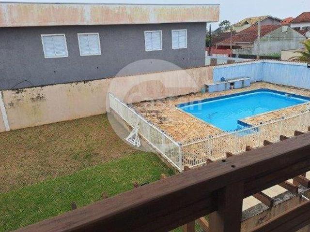 Casa em Condomínio