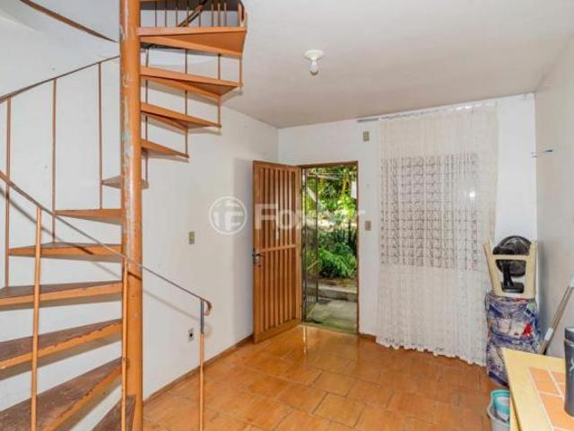Casa em Condomínio, 1 dormitórios, 64 m², em Lomba do Pinheiro