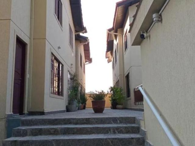 CASA em condomínio 200m² 3 quartos Jardim Ester FL15