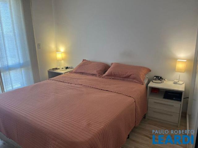 Casa Em Condomínio