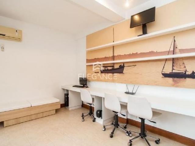 Casa em condomínio 227 m2 à venda com 3 dormitórios, 1 suíte, infra de clube, 2 vagas garagem Jard