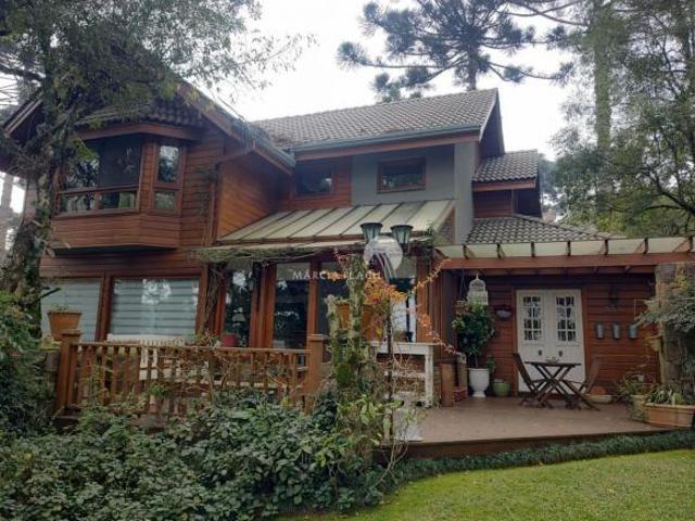 CASA EM CONDOMINIO