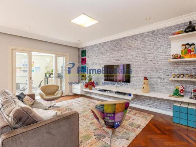 Casa em condomínio 247m2 com 4 suites