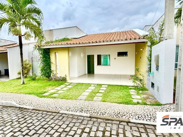 Casa em Condomínio