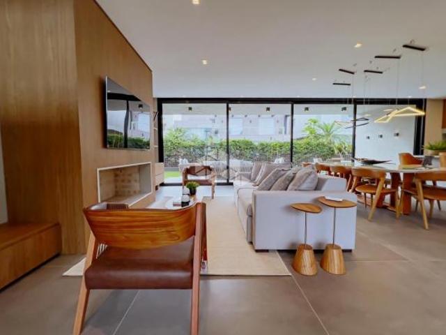 Casa em condomínio 240m², 5 dormitórios, Velas da Marina