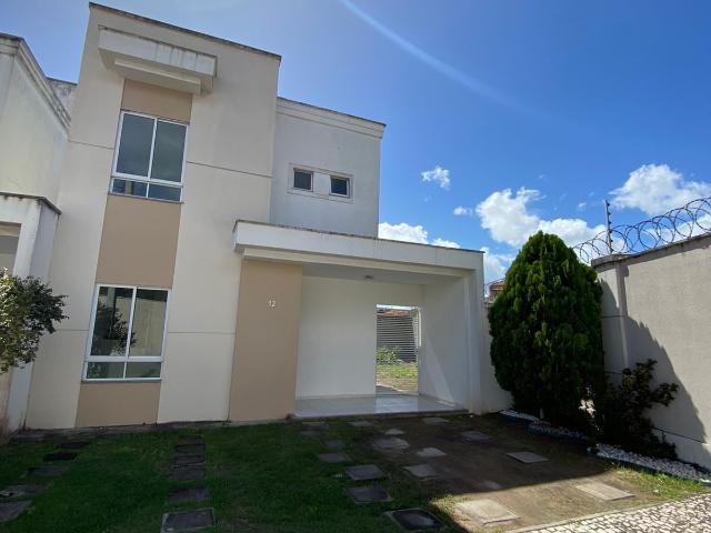 Casa em Condomínio