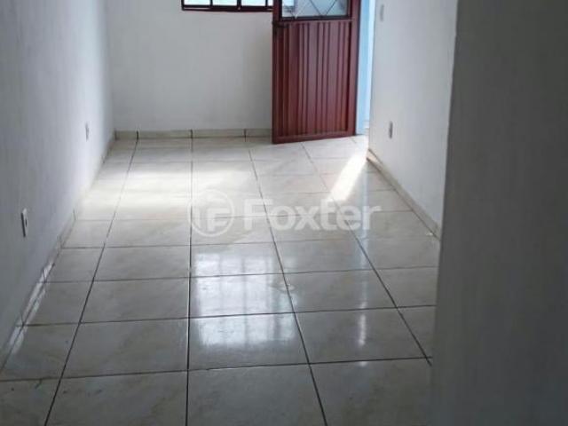 Casa em Condomínio, 2 dormitórios, 44.3 m², em Passo do Feijó