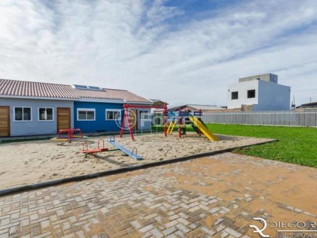 Casa em Condomínio, 2 dormitórios, 46.08 m², em Ponta Grossa