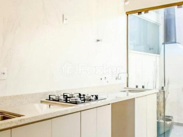 Casa em Condomínio, 2 dormitórios, 52.1 m², em Hípica