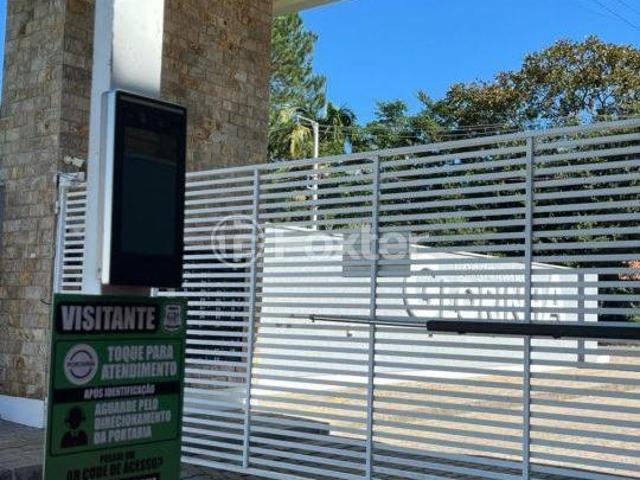 Casa em Condomínio, 2 dormitórios, 52 m², em Centro