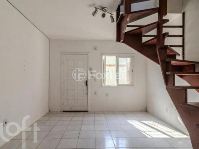 Casa em Condomínio, 2 dormitórios, 54.62 m², em Tristeza