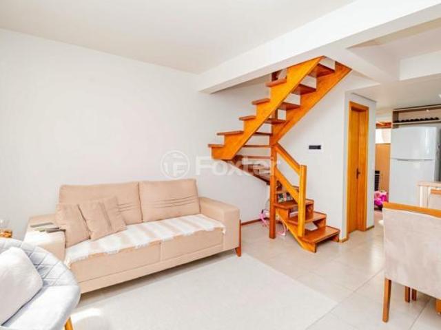 Casa em Condomínio, 2 dormitórios, 55.68 m², em Ponta Grossa