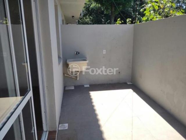 Casa em Condomínio, 2 dormitórios, 60 m², em Ponta Grossa