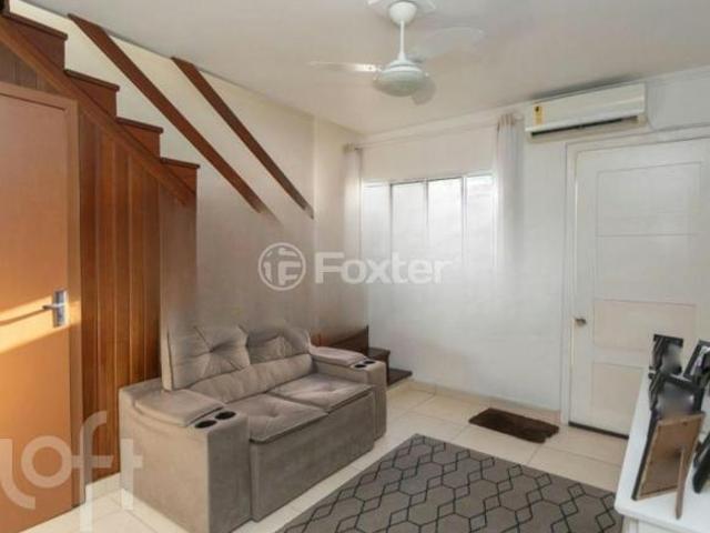Casa em Condomínio, 2 dormitórios, 70 m², em Humaitá