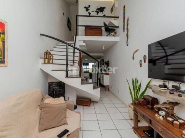Casa em Condomínio, 2 dormitórios, 71 m², em Campo Novo