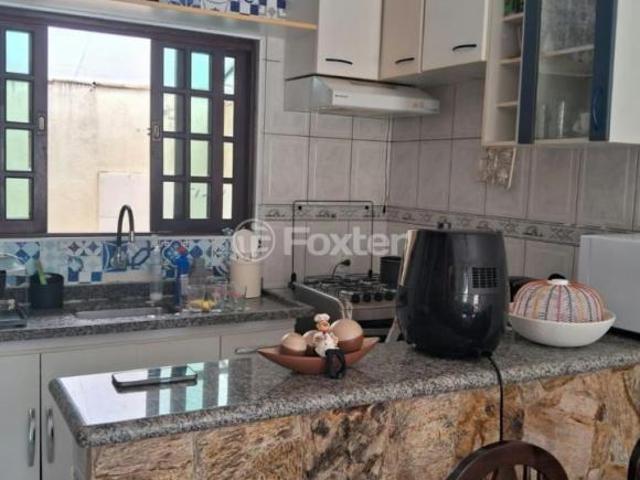 Casa em Condomínio, 2 dormitórios, 78 m², em Maitinga