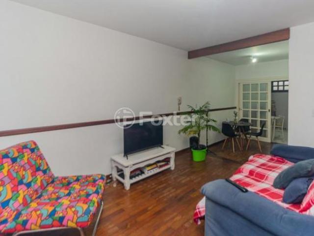 Casa em Condomínio, 2 dormitórios, 79 m², em Tristeza