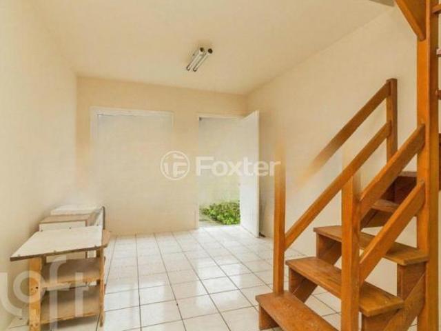 Casa em Condomínio, 2 dormitórios, 83 m², em Morro Santana