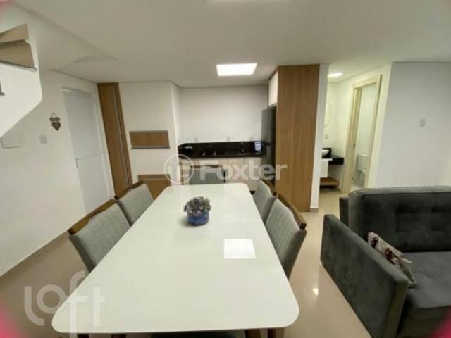 Casa em Condomínio, 2 dormitórios, 80 m², em Mato Queimado