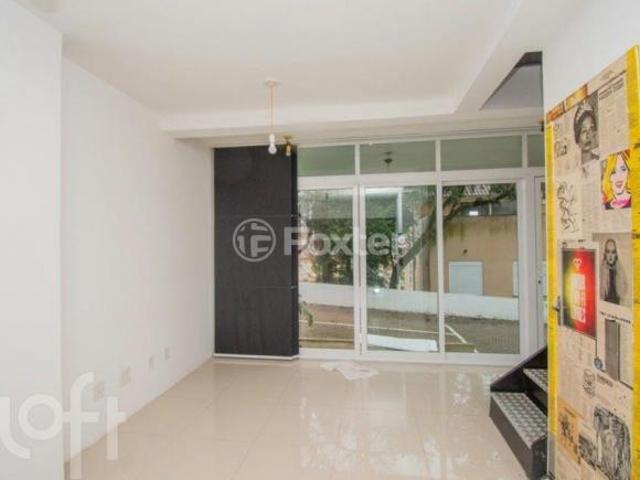 Casa em Condomínio, 2 dormitórios, 81 m², em Tristeza