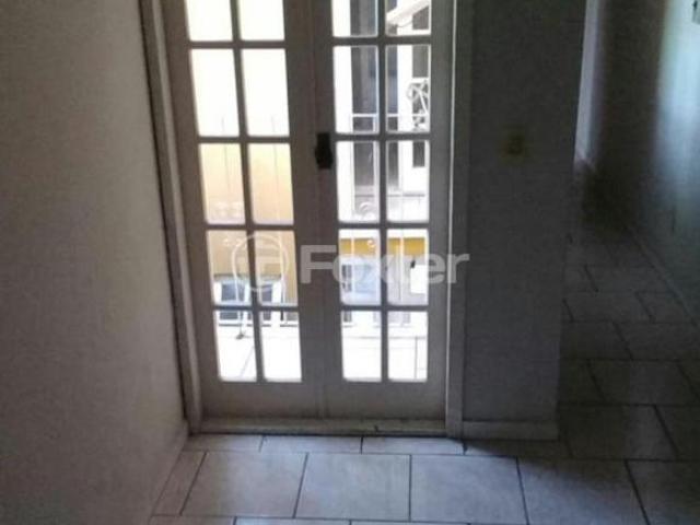 Casa em Condomínio, 2 dormitórios, 85.2 m², em Hípica
