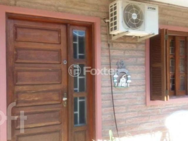 Casa em Condomínio, 2 dormitórios, 88.25 m², em Glória